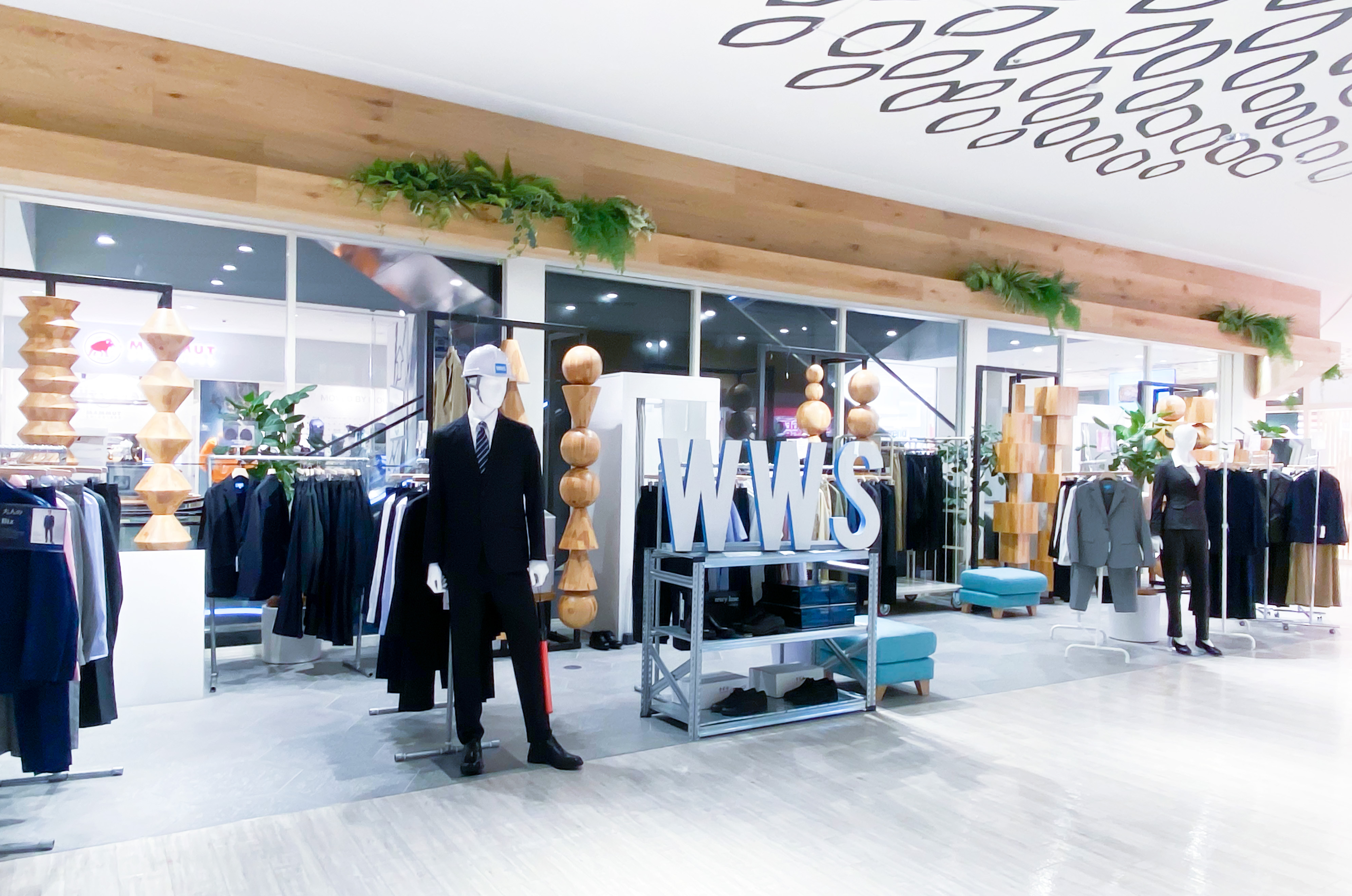 6/11まで！ グランフロント大阪南館4階にてWWS POPUP開催中 -WWSワークウェアスーツ公式オンラインストア